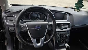 Melns Volvo V40 2015 Marijampole, ar dzinēja tilpumu 1.97 L un nobraukumu 299 tūkst. km par 4950 €, foto 15 vietnē AUTOMOTO.COM.LV