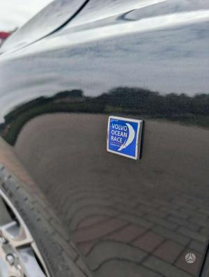 Melns Volvo V40 2015 Viļņa, ar dzinēja tilpumu 1.56 L un nobraukumu 201 tūkst. km par 7350 €, foto 8 vietnē AUTOMOTO.COM.LV