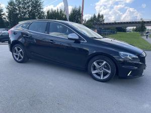 Melns Volvo V40 2015 Kauņa, ar dzinēja tilpumu 1.97 L un nobraukumu 258 tūkst. km par 6250 €, foto 8 vietnē AUTOMOTO.COM.LV