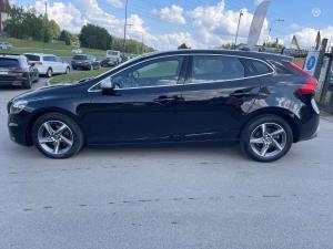 Melns Volvo V40 2015 Kauņa, ar dzinēja tilpumu 1.97 L un nobraukumu 258 tūkst. km par 6250 €, foto 17 vietnē AUTOMOTO.COM.LV
