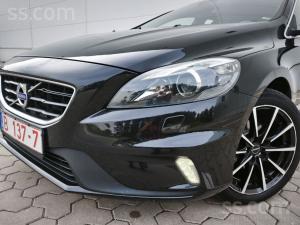 Black Volvo V40 2015 in Riga, with an engine capacity of 2.00 L and mileage of 0 thousand km for 6700 €, photo 27 on AUTOMOTO.COM.LV
