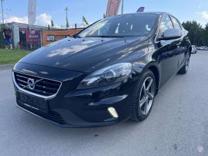 Black Volvo V40 2015 in Kaunas, with an engine capacity of 1.97 L and mileage of 258 thousand km for 5950 €, photo  on AUTOMOTO.COM.LV