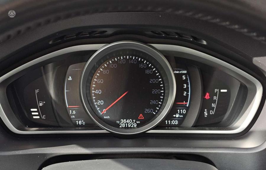 Черный Вольво В40 2015 в Утена, объемом двигателя 1.56 л и пробегом 281 тыс. км за 4550 €, фото 39 на AUTOMOTO.COM.LV