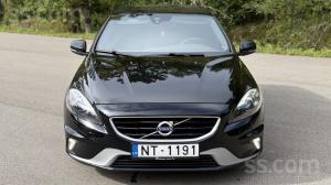 Melns Volvo V40 2015 Madona, ar dzinēja tilpumu 2.00 L un nobraukumu 221 tūkst. km par 6950 €, foto 9 vietnē AUTOMOTO.COM.LV
