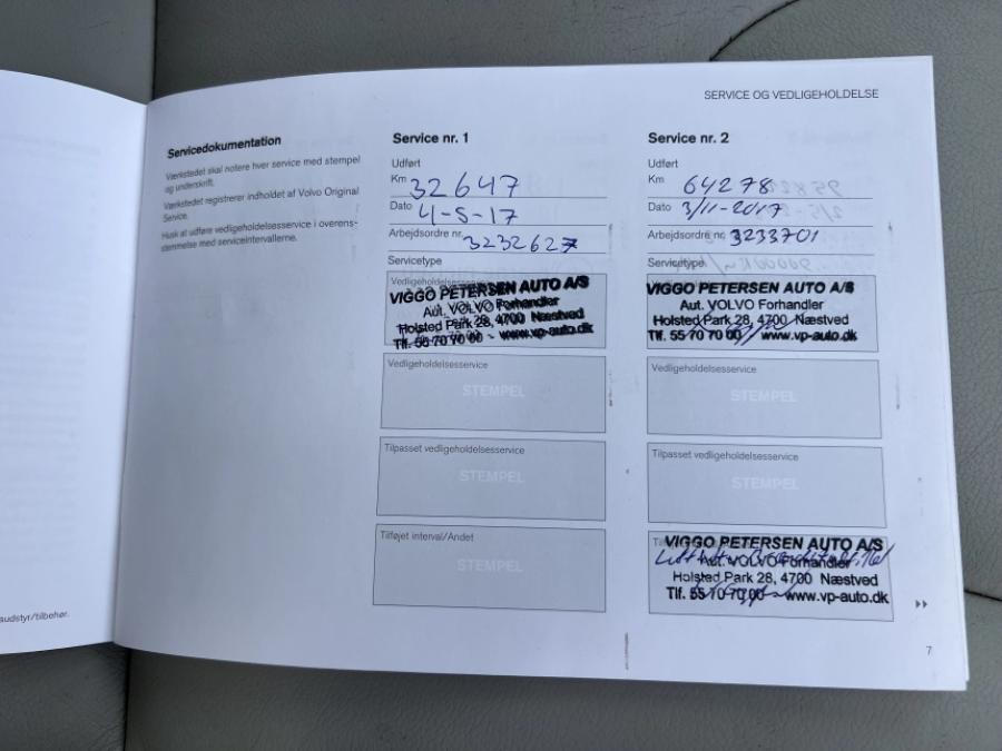 Melns Volvo V40 2016 Rīga, ar dzinēja tilpumu 2.00 L un nobraukumu 282 tūkst. km par 8450 €, foto 4 vietnē AUTOMOTO.COM.LV
