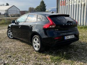 Черный Вольво В40 2016 в Рига, объемом двигателя 2.00 л и пробегом 177 тыс. км за 7995 €, фото 5 на AUTOMOTO.COM.LV