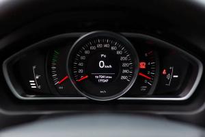 Melns Volvo V40 2016 Rīga, ar dzinēja tilpumu 2.00 L un nobraukumu 177 tūkst. km par 7995 €, foto 20 vietnē AUTOMOTO.COM.LV