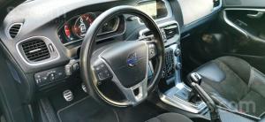Melns Volvo V40 2016 Rīga, ar dzinēja tilpumu 2.00 L un nobraukumu 238 tūkst. km par 7450 €, foto 15 vietnē AUTOMOTO.COM.LV