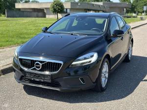 Melns Volvo V40 2016 Kauņa, ar dzinēja tilpumu 2.00 L un nobraukumu 195 tūkst. km par 9950 €, foto 9 vietnē AUTOMOTO.COM.LV