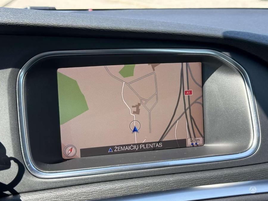 Melns Volvo V40 2016 Kauņa, ar dzinēja tilpumu 2.00 L un nobraukumu 195 tūkst. km par 9950 €, foto 15 vietnē AUTOMOTO.COM.LV