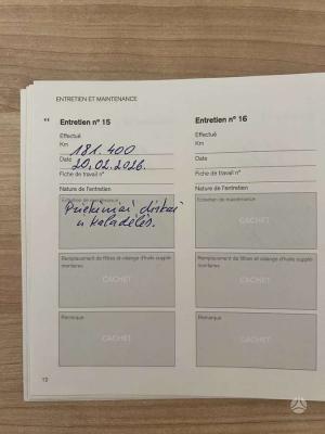 Melns Volvo V40 2016 Alīta, ar dzinēja tilpumu 1.97 L un nobraukumu 184 tūkst. km par 8500 €, foto 27 vietnē AUTOMOTO.COM.LV
