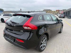Melns Volvo V40 2016 Tauragė, ar dzinēja tilpumu 1.97 L un nobraukumu 307 tūkst. km par 6900 €, foto 6 vietnē AUTOMOTO.COM.LV
