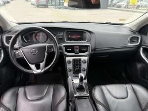 Melns Volvo V40 2016 Tauragė, ar dzinēja tilpumu 1.97 L un nobraukumu 307 tūkst. km par 6900 €, foto 12 vietnē AUTOMOTO.COM.LV