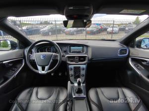 Black Volvo V40 2016 in Tartu, with an engine capacity of 0.00 L and mileage of 174 thousand km for 8990 €, photo 6 on AUTOMOTO.COM.LV