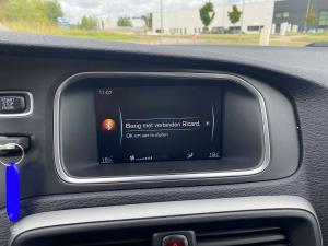 Black Volvo V40 2016 in Vilnius, with an engine capacity of 1.97 L and mileage of 235 thousand km for 7950 €, photo 29 on AUTOMOTO.COM.LV