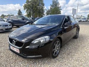 Melns Volvo V40 2016 Tauragė, ar dzinēja tilpumu 1.97 L un nobraukumu 307 tūkst. km par 6800 €, foto  vietnē AUTOMOTO.COM.LV