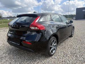 Melns Volvo V40 2016 Tauragė, ar dzinēja tilpumu 1.97 L un nobraukumu 307 tūkst. km par 6800 €, foto 7 vietnē AUTOMOTO.COM.LV