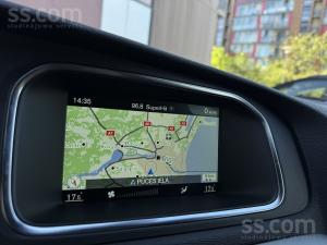 Melns Volvo V40 2016 Rīga, ar dzinēja tilpumu 2.00 L un nobraukumu 277 tūkst. km par 5390 €, foto 16 vietnē AUTOMOTO.COM.LV