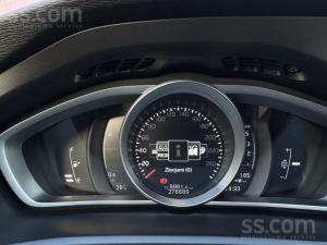 Melns Volvo V40 2016 Rīga, ar dzinēja tilpumu 2.00 L un nobraukumu 277 tūkst. km par 5390 €, foto 19 vietnē AUTOMOTO.COM.LV
