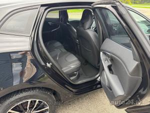 Melns Volvo V40 2016 Rapla, ar dzinēja tilpumu 2.00 L un nobraukumu 290 tūkst. km par 8900 €, foto 14 vietnē AUTOMOTO.COM.LV