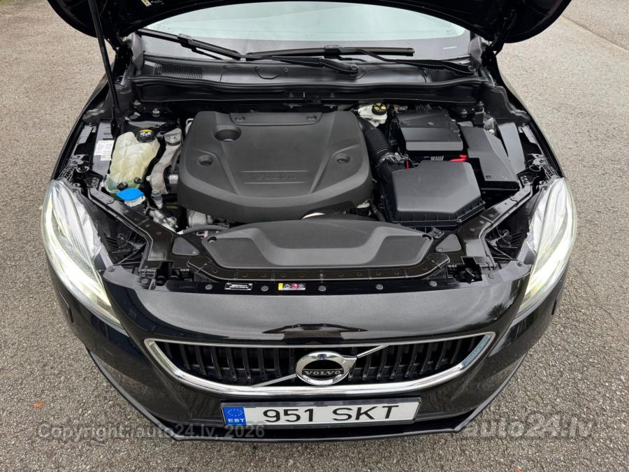 Melns Volvo V40 2016 Rapla, ar dzinēja tilpumu 2.00 L un nobraukumu 290 tūkst. km par 8900 €, foto 20 vietnē AUTOMOTO.COM.LV