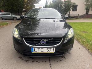 Melns Volvo V40 2016 Kauņa, ar dzinēja tilpumu 1.97 L un nobraukumu 330 tūkst. km par 4250 €, foto 4 vietnē AUTOMOTO.COM.LV