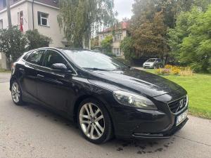 Melns Volvo V40 2016 Kauņa, ar dzinēja tilpumu 1.97 L un nobraukumu 330 tūkst. km par 4250 €, foto 5 vietnē AUTOMOTO.COM.LV
