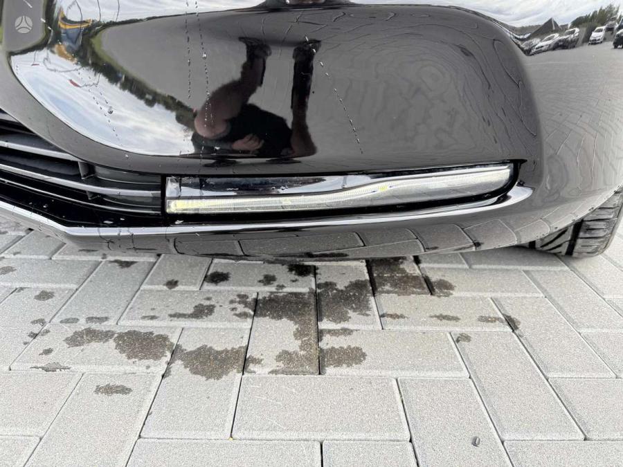 Black Volvo V40 2016 in Telschi, with an engine capacity of 1.97 L and mileage of 126 thousand km for 7300 €, photo 39 on AUTOMOTO.COM.LV