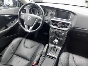 Melns Volvo V40 2016 Rīga, ar dzinēja tilpumu 2.00 L un nobraukumu 164 tūkst. km par 11200 €, foto 7 vietnē AUTOMOTO.COM.LV