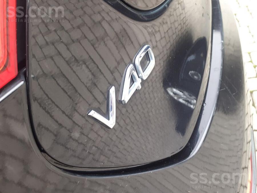 Melns Volvo V40 2016 Rīga, ar dzinēja tilpumu 2.00 L un nobraukumu 164 tūkst. km par 11200 €, foto 15 vietnē AUTOMOTO.COM.LV