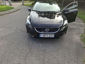 Melns Volvo V40 2016 Kauņa, ar dzinēja tilpumu 2.00 L un nobraukumu 250 tūkst. km par 7500 €, foto 12 vietnē AUTOMOTO.COM.LV