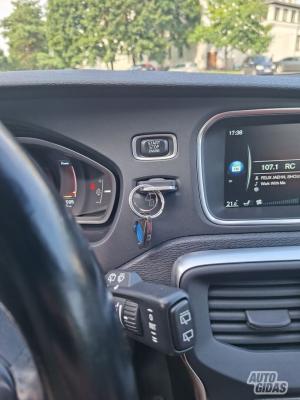 Melns Volvo V40 2016 Kauņa, ar dzinēja tilpumu 2.00 L un nobraukumu 250 tūkst. km par 7500 €, foto 20 vietnē AUTOMOTO.COM.LV