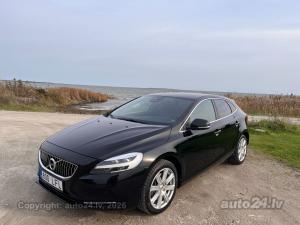 Melns Volvo V40 2016 Tallina, ar dzinēja tilpumu 2.00 L un nobraukumu 187 tūkst. km par 10900 €, foto  vietnē AUTOMOTO.COM.LV