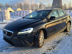 Black Volvo V40 2017 in Kaunas, with an engine capacity of 2.00 L and mileage of 268 thousand km for 9800 €, photo  on AUTOMOTO.COM.LV