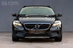 Melns Volvo V40 2017 Jelgava, ar dzinēja tilpumu 2.00 L un nobraukumu 206 tūkst. km par 9300 €, foto 3 vietnē AUTOMOTO.COM.LV