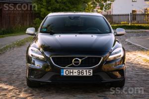 Melns Volvo V40 2017 Jelgava, ar dzinēja tilpumu 2.00 L un nobraukumu 263 tūkst. km par 10800 €, foto 3 vietnē AUTOMOTO.COM.LV
