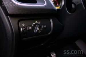 Melns Volvo V40 2017 Jelgava, ar dzinēja tilpumu 2.00 L un nobraukumu 263 tūkst. km par 10800 €, foto 13 vietnē AUTOMOTO.COM.LV