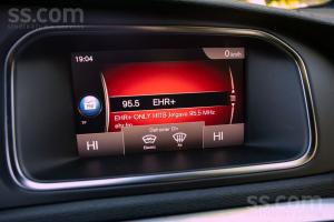 Melns Volvo V40 2017 Jelgava, ar dzinēja tilpumu 2.00 L un nobraukumu 263 tūkst. km par 10800 €, foto 15 vietnē AUTOMOTO.COM.LV