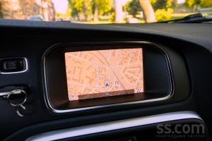 Melns Volvo V40 2017 Jelgava, ar dzinēja tilpumu 2.00 L un nobraukumu 263 tūkst. km par 10800 €, foto 16 vietnē AUTOMOTO.COM.LV
