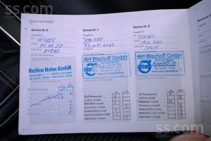 Melns Volvo V40 2017 Jelgava, ar dzinēja tilpumu 2.00 L un nobraukumu 263 tūkst. km par 10800 €, foto 20 vietnē AUTOMOTO.COM.LV