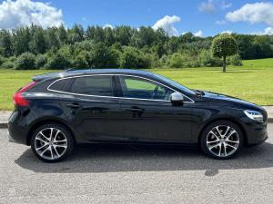 Melns Volvo V40 2017 Kauņa, ar dzinēja tilpumu 2.00 L un nobraukumu 214 tūkst. km par 9950 €, foto 7 vietnē AUTOMOTO.COM.LV