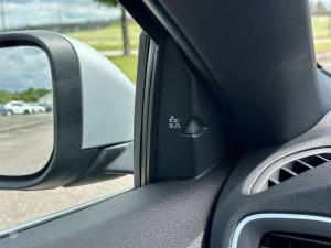 Melns Volvo V40 2017 Kauņa, ar dzinēja tilpumu 2.00 L un nobraukumu 214 tūkst. km par 9950 €, foto 20 vietnē AUTOMOTO.COM.LV