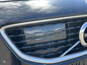Melns Volvo V40 2017 Kauņa, ar dzinēja tilpumu 2.00 L un nobraukumu 214 tūkst. km par 9950 €, foto 25 vietnē AUTOMOTO.COM.LV