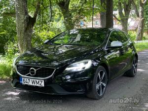 Черный Вольво В40 2017 в Таллин, объемом двигателя 1.50 л и пробегом 182 тыс. км за 11699 €, фото 3 на AUTOMOTO.COM.LV
