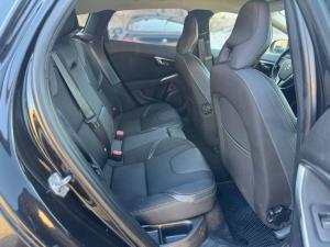 Melns Volvo V40 2017 Narva, ar dzinēja tilpumu 2.00 L un nobraukumu 280 tūkst. km par 5999 €, foto 17 vietnē AUTOMOTO.COM.LV