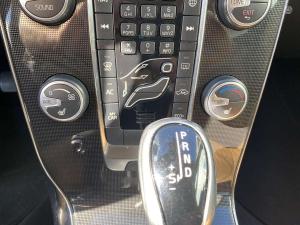 Черный Вольво В40 2017 в Каунас, объемом двигателя 1.97 л и пробегом 175 тыс. км за 10900 €, фото 20 на AUTOMOTO.COM.LV