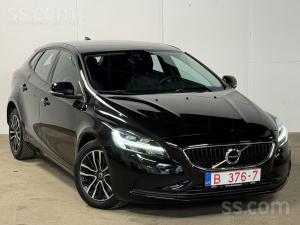 Black Volvo V40 2017 in Jurmala, with an engine capacity of 2.00 L and mileage of 220 thousand km for 9750 €, photo 4 on AUTOMOTO.COM.LV