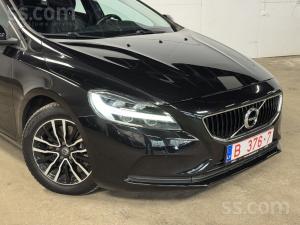 Black Volvo V40 2017 in Jurmala, with an engine capacity of 2.00 L and mileage of 220 thousand km for 9750 €, photo 5 on AUTOMOTO.COM.LV