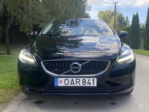 Melns Volvo V40 2017 Klaipėda, ar dzinēja tilpumu 1.97 L un nobraukumu 345 tūkst. km par 6400 €, foto 4 vietnē AUTOMOTO.COM.LV