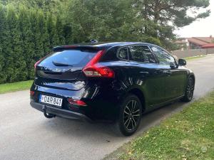 Melns Volvo V40 2017 Klaipėda, ar dzinēja tilpumu 1.97 L un nobraukumu 345 tūkst. km par 6400 €, foto 7 vietnē AUTOMOTO.COM.LV